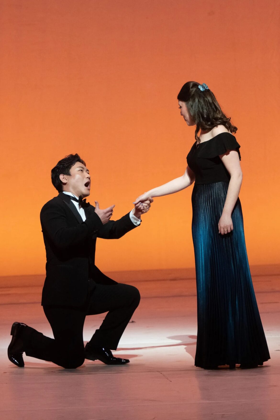 Review: A starry ‘Grand Finale’ to this year’s Merola Opera Program lit ...