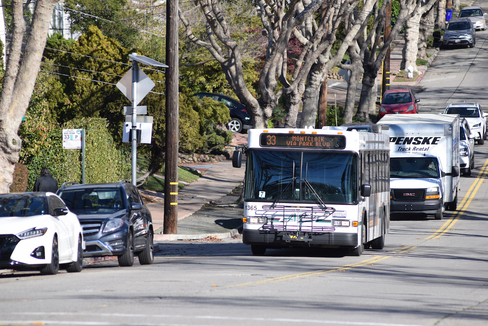 City working with AC Transit to resolve Oakland Ave. bus stop brouhaha ...