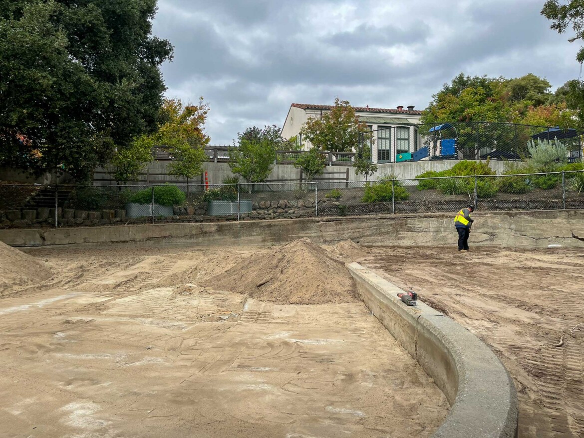 Linda Beach tot lot construction kicks off | Piedmont Exedra
