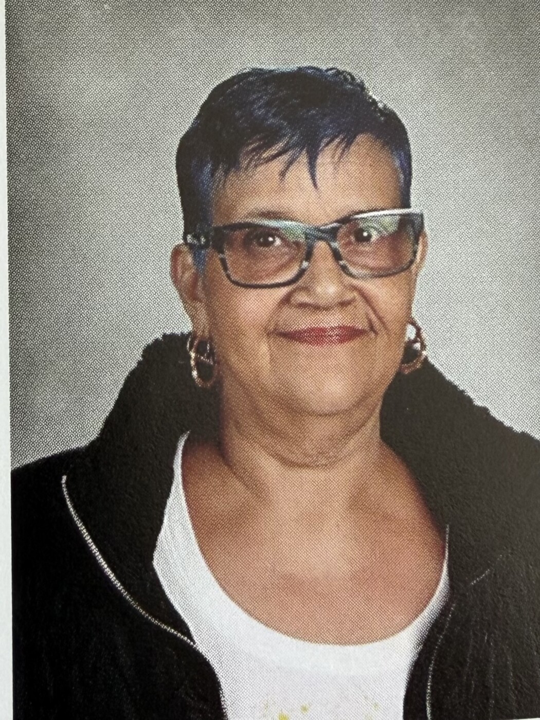 PHS mourns loss of Latanya Lloyd, longtime front office staffer ...